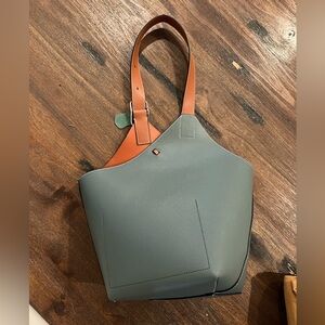Maison De Beaute | Bags | Maison De Beaute Marseille Leather Tote Bag ...
